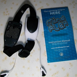 Hacking a Mattel Mindflex Headset for Brainwave Control | Electronics ...
