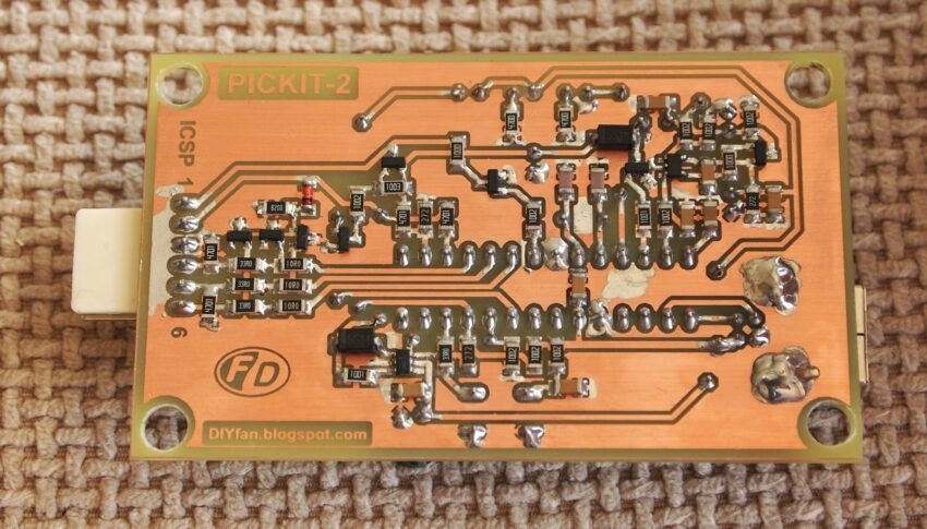 Original PICKIT-2 microcontroller programmer - Electronics-Lab