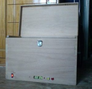 Build your Own PCB Exposure Box with Fluorescent Lamps and Countdown ...