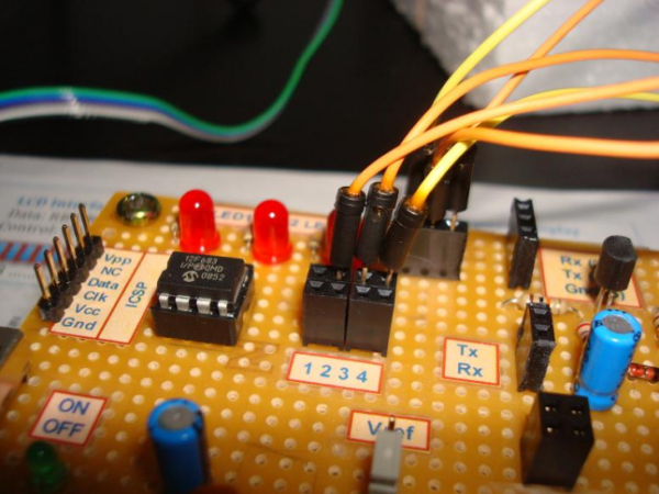 Learning Board for Microchip PIC12F683 microcontroller - Electronics-Lab