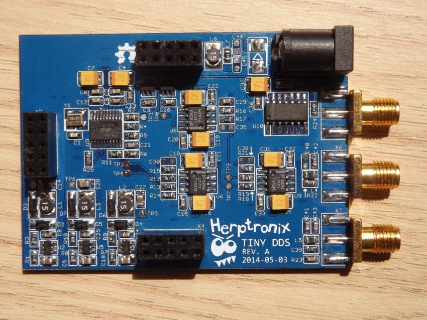 Tiny DDS - Open source DDS generator - Electronics-Lab