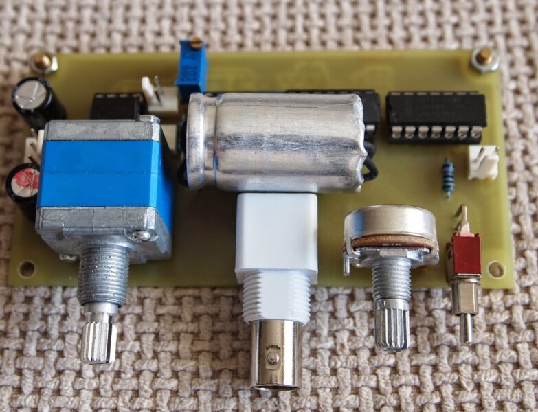 Osc2 - Electronics-Lab.com