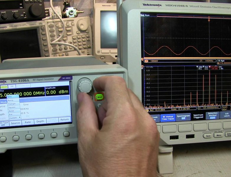 TSG4106A RF signal generator unboxing and mini feature review ...