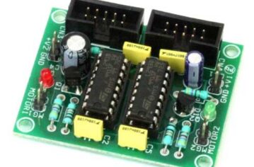 Dual-DC-Motor-driver-for-robot-using-L293D-M046A-500x500 - Electronics-Lab.com