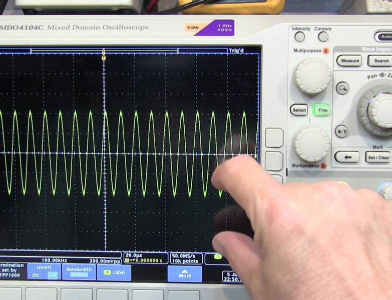 Oscilloscope Vertical Position and Offset explained - Electronics-Lab.com