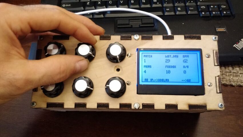 PiOSCBOX: A Raspberry Pi based audio processor and synthesizer - Electronics-Lab