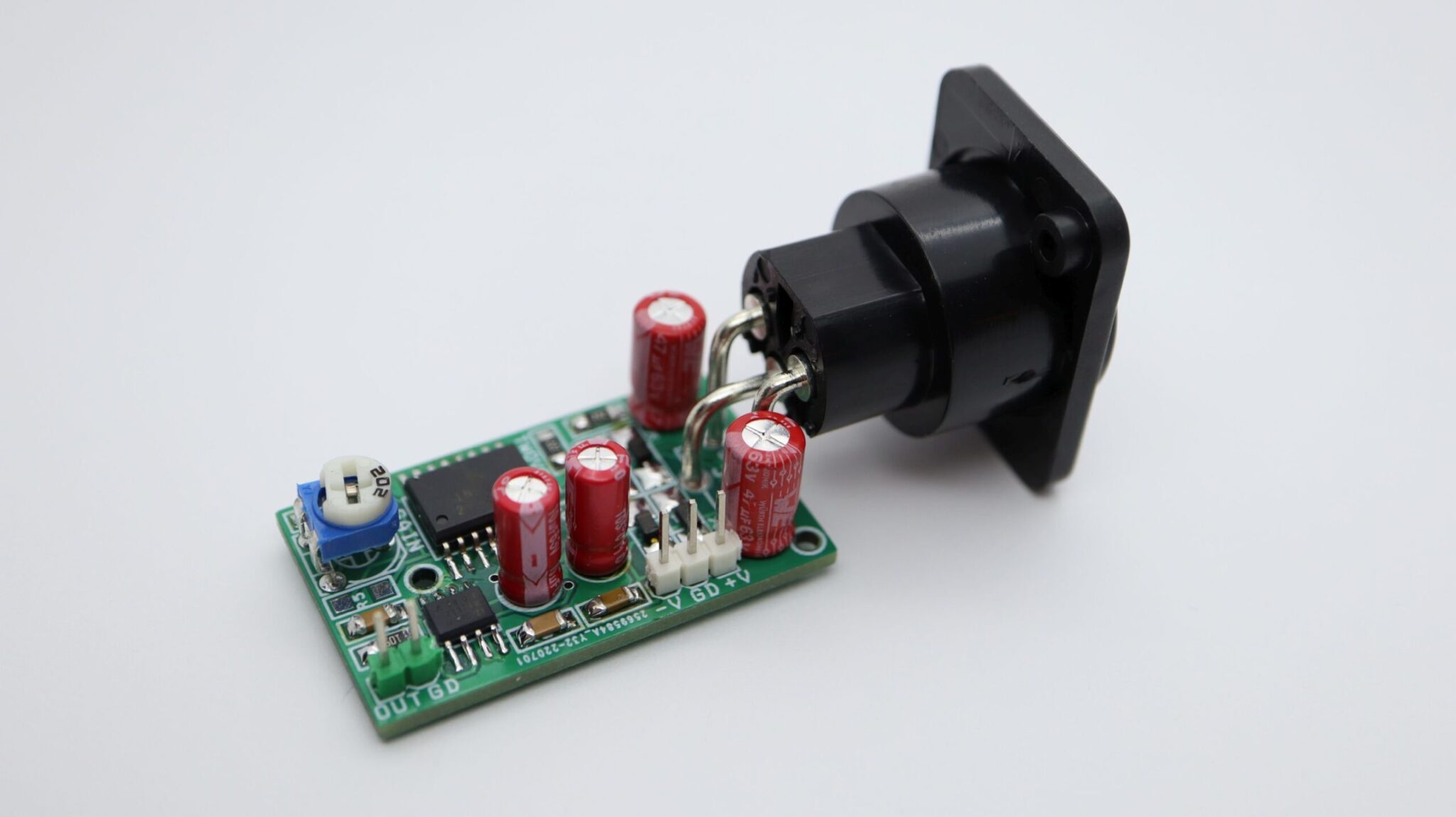 Tiny Professional Microphone Preamplifier - Electronics-Lab