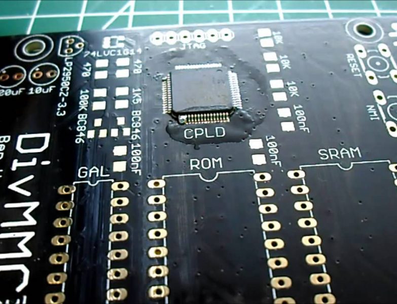 Drag soldering SMD parts with a flux pen - Electronics-Lab.com