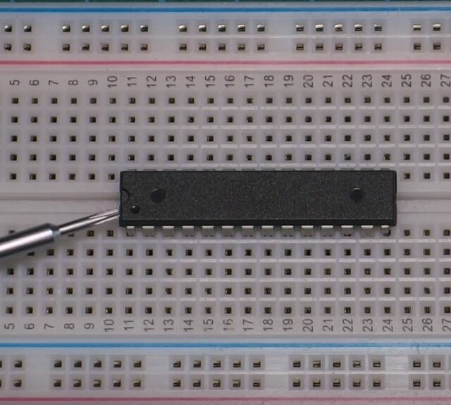 idemtifying the first pin - Electronics-Lab.com