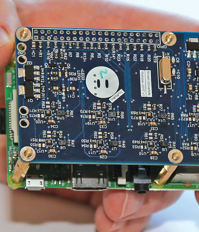 MzE1OTY2MA - Electronics-Lab.com