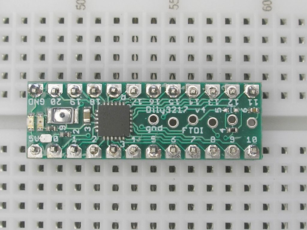 Mini ATtiny3217 development breakout board in DIL24 - Electronics-Lab
