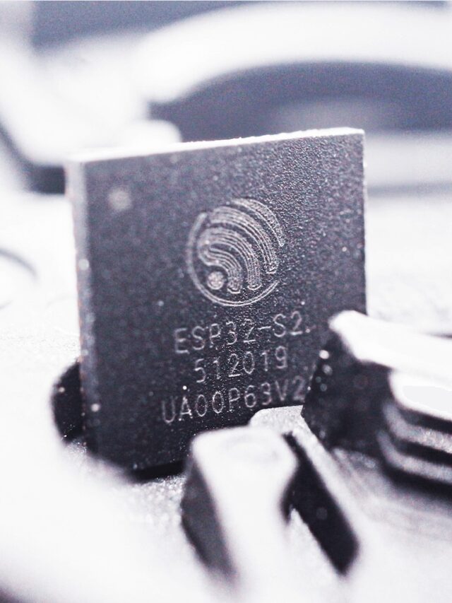 ESP32-S2 chip - Electronics-Lab.com