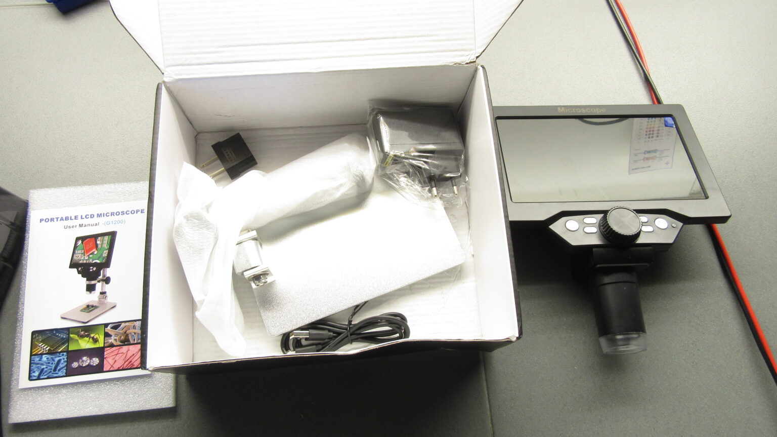 MUSTOOL G1200 Microscope Quick Review - Electronics-Lab.com