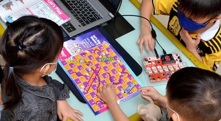 Educational training and project kit for micro:bit - Electronics-Lab