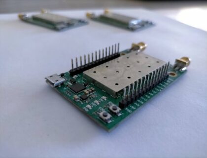 esp32_reach_out_MsOer1n02x - Electronics-Lab.com