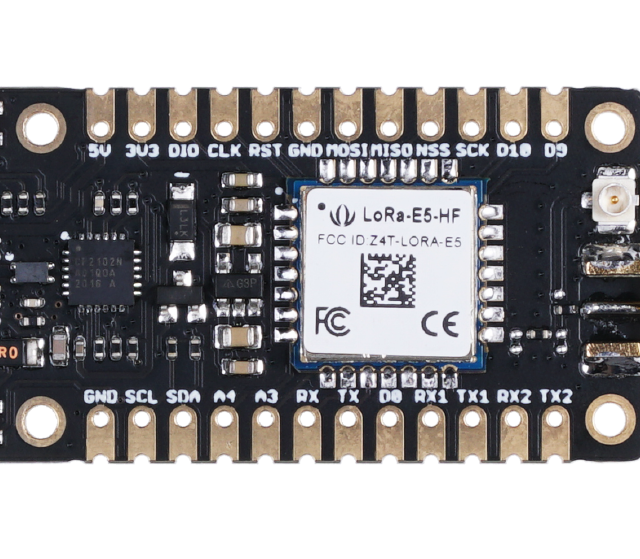 LoRa-E5 mini Dev Board Top View - Electronics-Lab.com