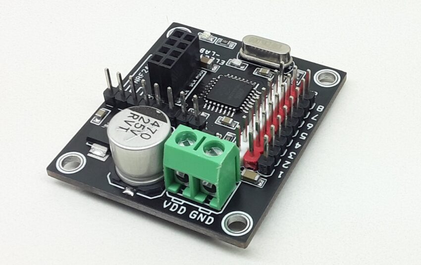8 Channel RC Servo Driver Over RF Link using NRF24L01 RF Module ...
