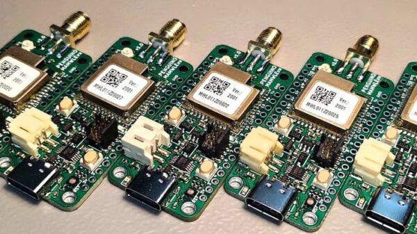 Penguino STM32WL MAMWLE-C1 LoRa development board Features Move Solutions' MAMWLE SoM ...