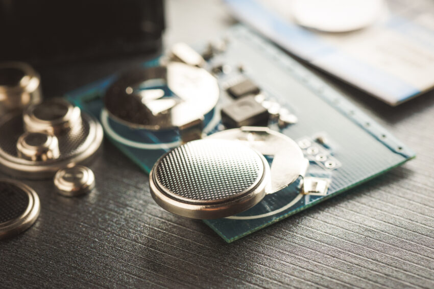 Battery on a motherboard - Choosing the right one - Electronics-Lab