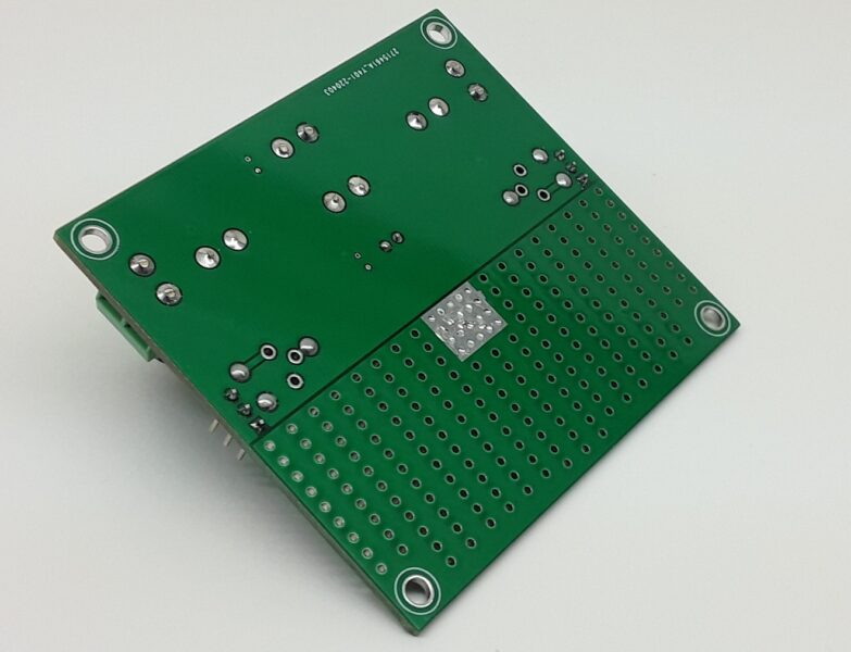 012 - Electronics-Lab.com