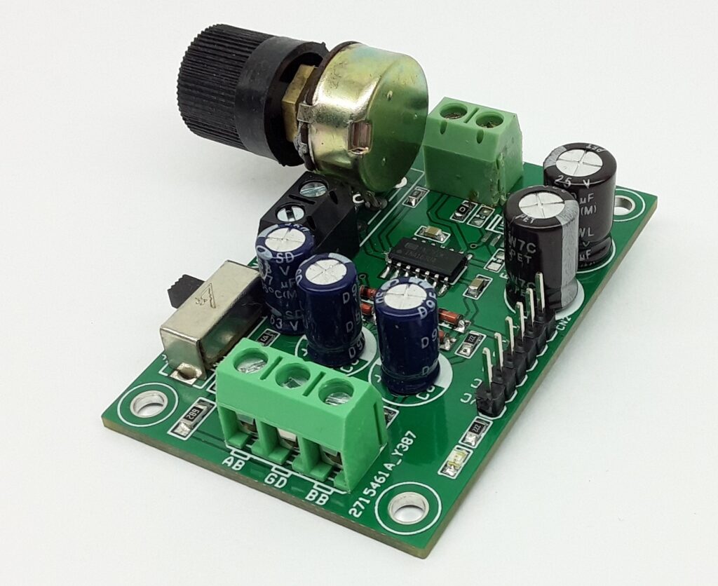 Phantom Powered Microphone Preamplifier - Low Noise - Professional ...