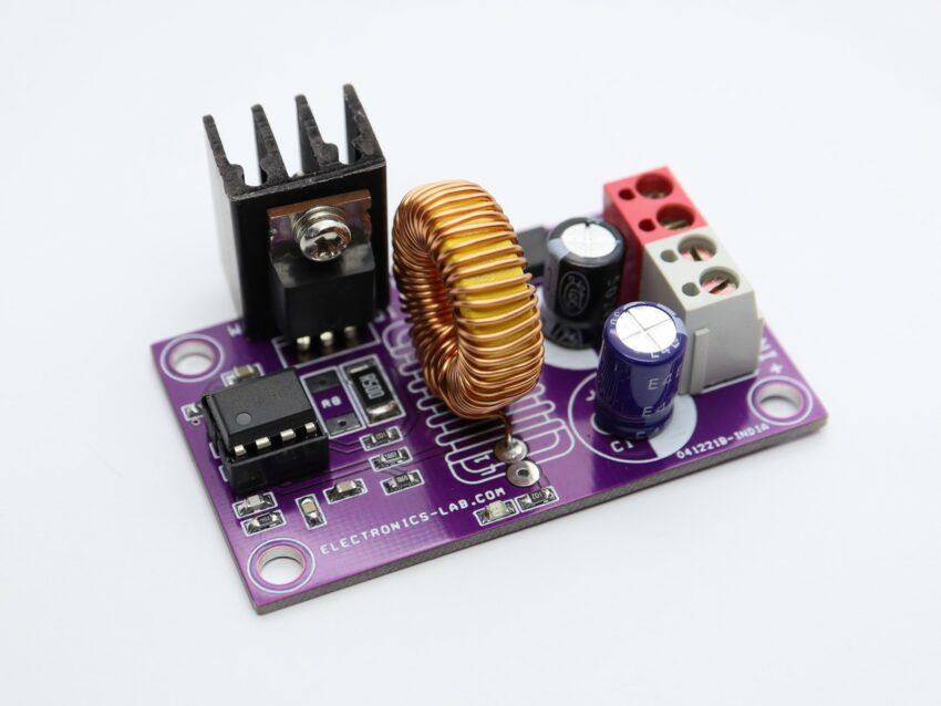 DC-HV DC Converter – 200V @ 20mA Output with 12V DC Input - Electronics-Lab.com