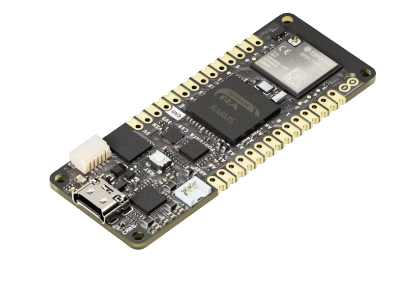 Arduino-Portenta-C33-PhotoRoom.png-PhotoRoom - Electronics-Lab.com