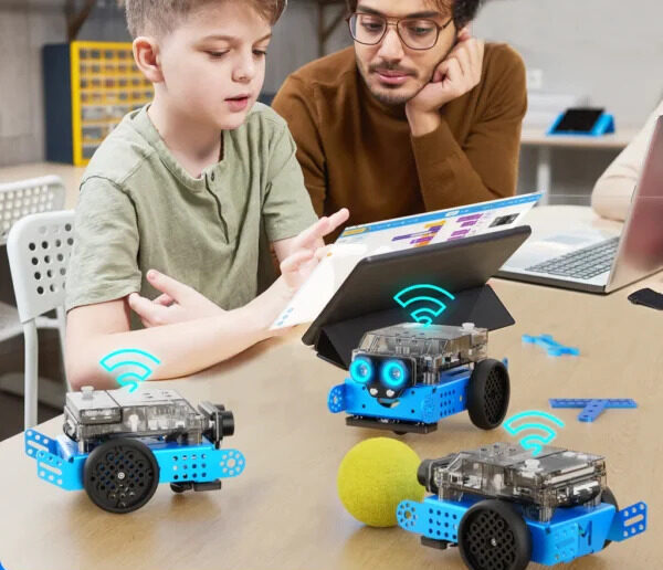 SimplifyTeachingviaWireless_1024x1024-600x600-1 - Electronics-Lab.com