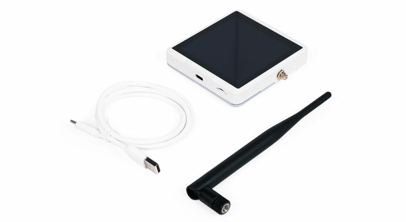 SenseCAP Indicator: IoT touchscreen with LoRa.