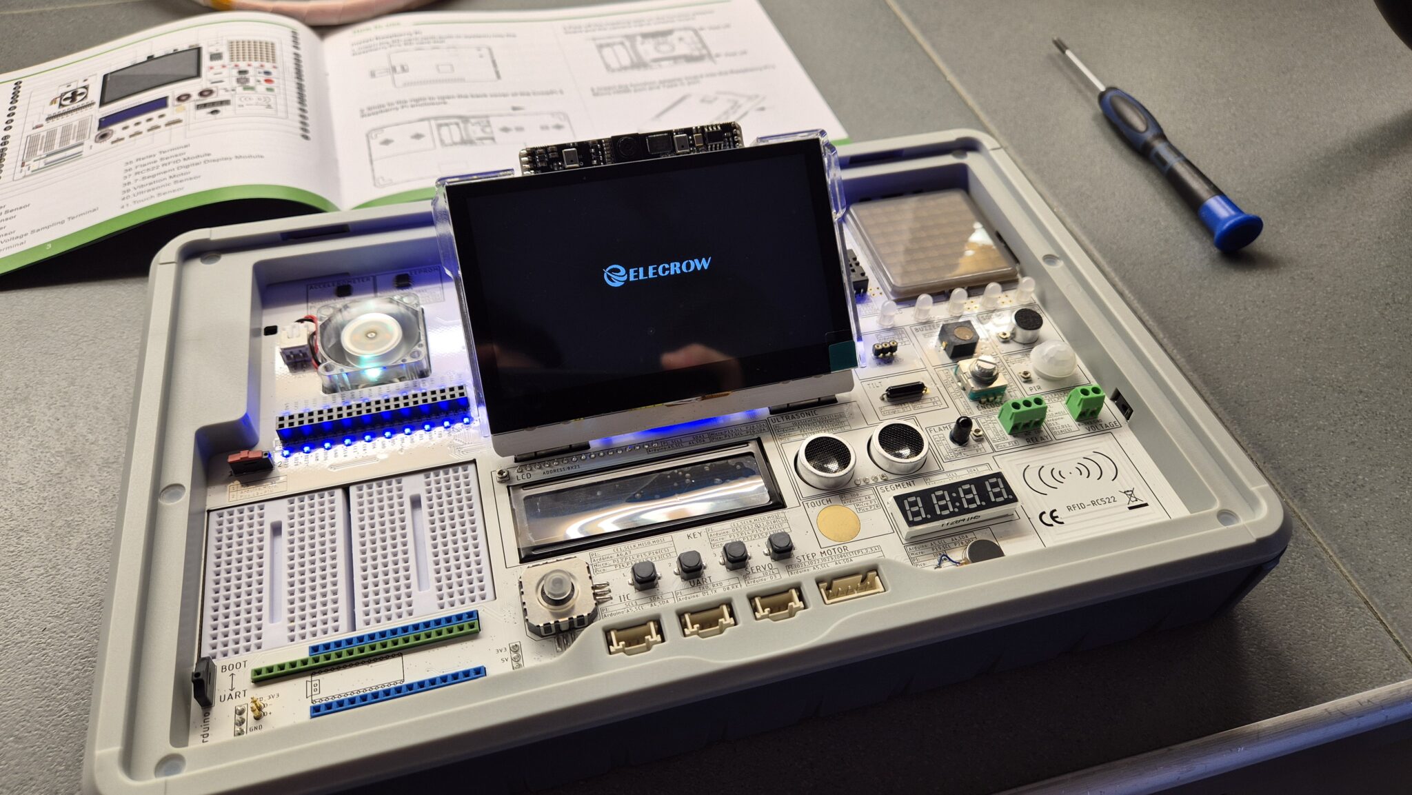 CrowPi 3 Raspberry Pi-based learning Kit with 30+ Modules