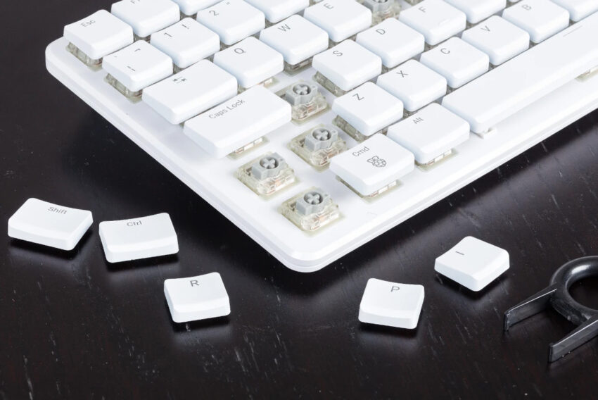 Raspberry Pi 500+ Keyboard PC with Individualized RGB Lighting ...